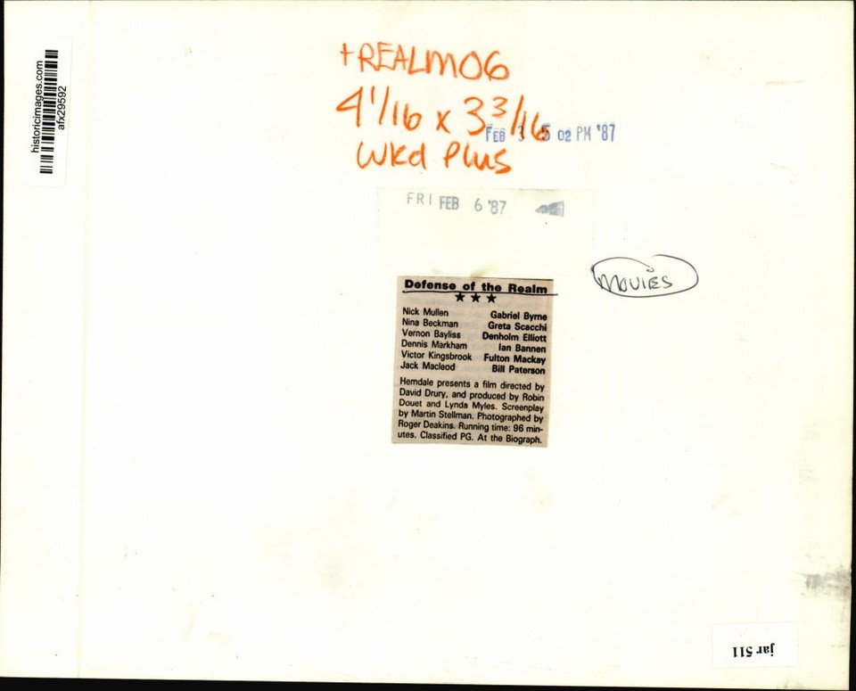 1987 Press Photo Gabriel Byrne and Denholm Elliott in "Defense of the ...