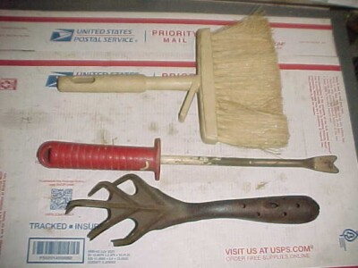 Vtg Metal Garden Claw Back Scratcher, Weeding Fork, Wallpaper Brush HH ...