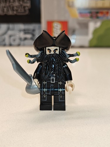 NEW Pirates Of The Caribbean Blackbeard Custom Lego Minifigure from ...
