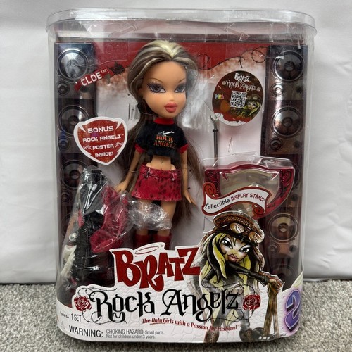 Bratz Rock Angels Cloe 2001 Guitar Stand Mic & Stand Clothes Hat ...