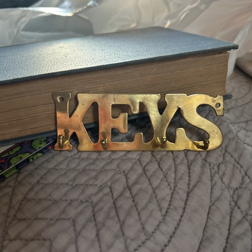 VTG Brass KEYS Word Shaped Wall Mounted Hook Rack Metal 4 Hooks Pegs ...