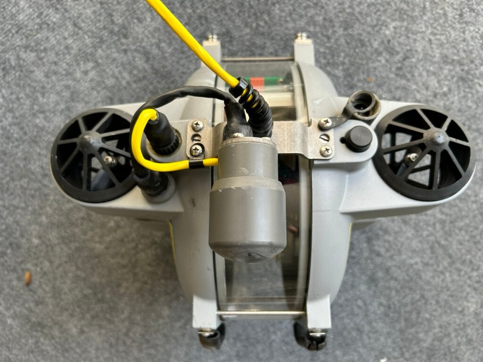 DEEPTREKKER Underwater Remote Control Camera - 300' Umbilical - Lights ...