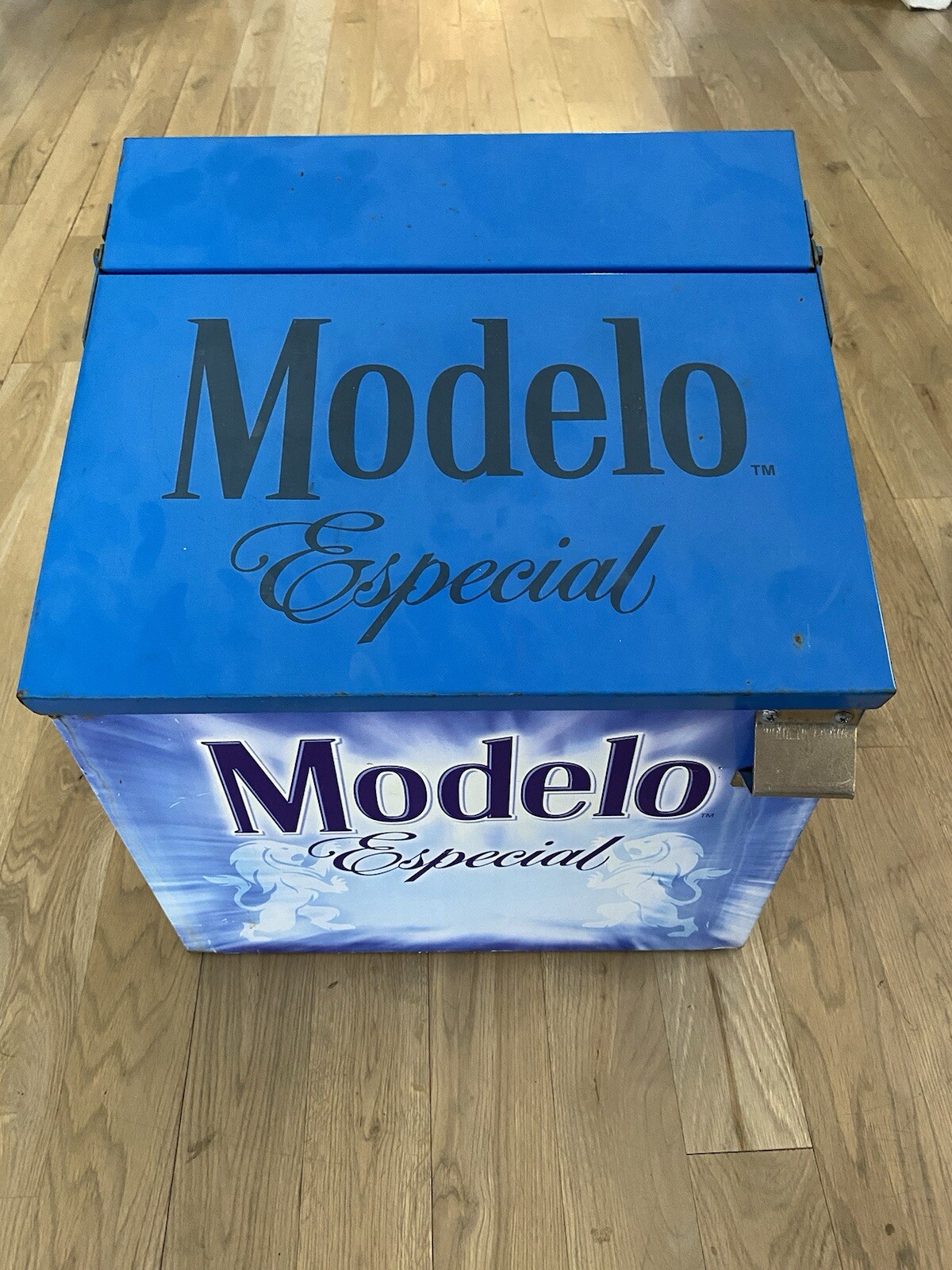 Modelo Especial Cerveza Metal Ice Box Beer Cooler with Bottle Opener | eBay