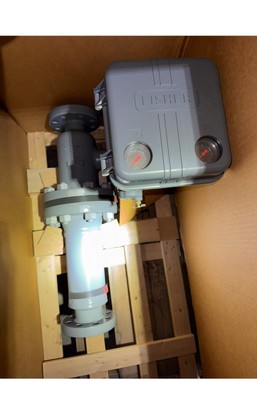 FISHER CONTROLS LEVEL-TROL DISPLACER CONTROLLER TYPE: 2502-249B OUTPUT ...