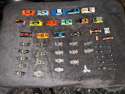 9 AFX, 3 AFX G-Plus, 5 Matchbox, 1 Tyco Slot Cars With 13+ Various ...