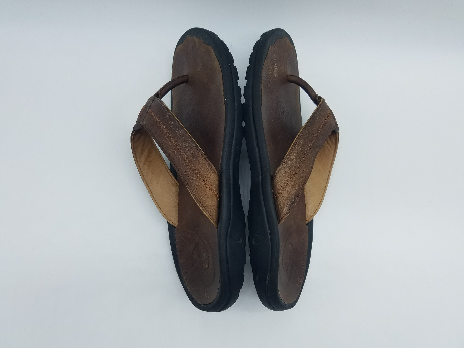 Olukai Makau Men's Size 10 Flip Flop Sandals Brown Leather | eBay