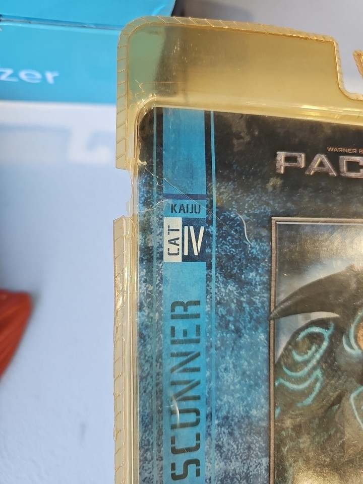 NECA Pacific Rim Kaiju Scunner Ultra-Deluxe Action 7 inches tall NEW in ...