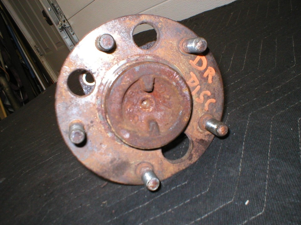 1985-89 Nine 9 Bolt Rear Borg Warner DISC BRAKES Drivers side Axle ...