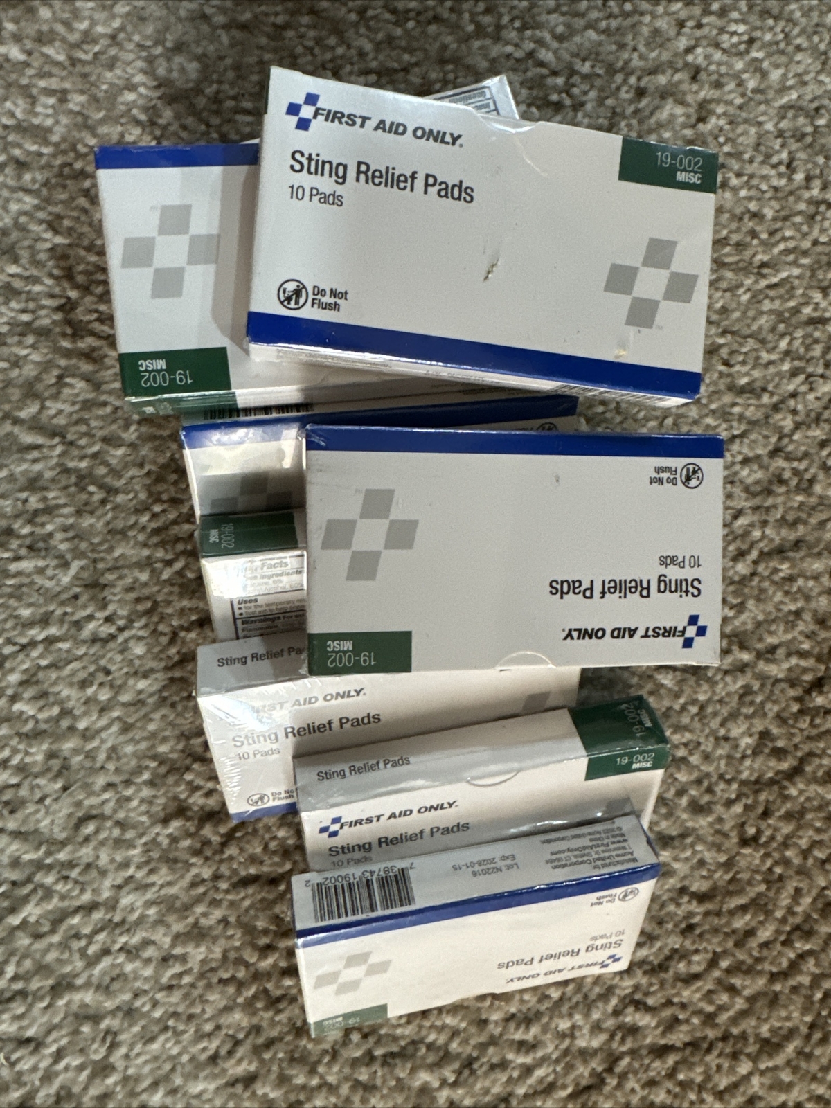 Sting Relief Pads (Box of 10) 10 Packages 100 Pads Hiking Pets First ...