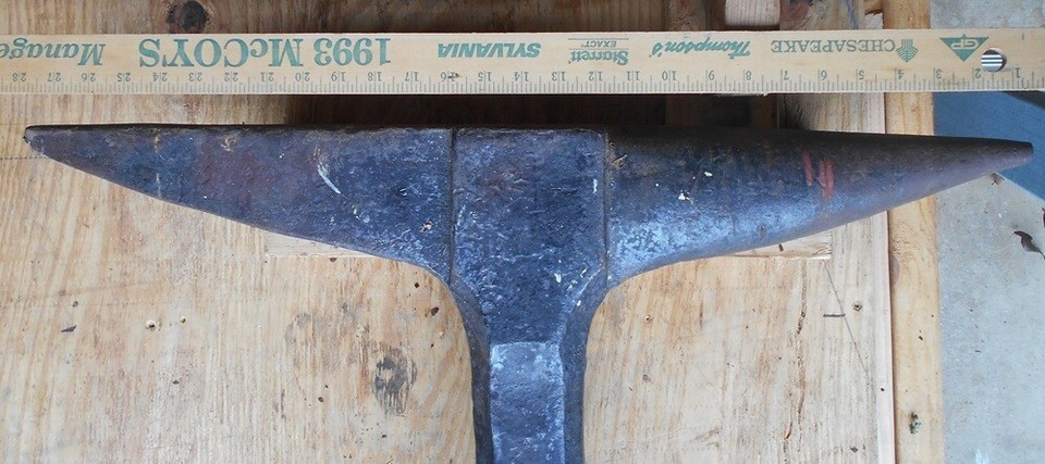 UNIQUE LARGE 165 LB STAKE ANVIL MARKED PWTH | eBay