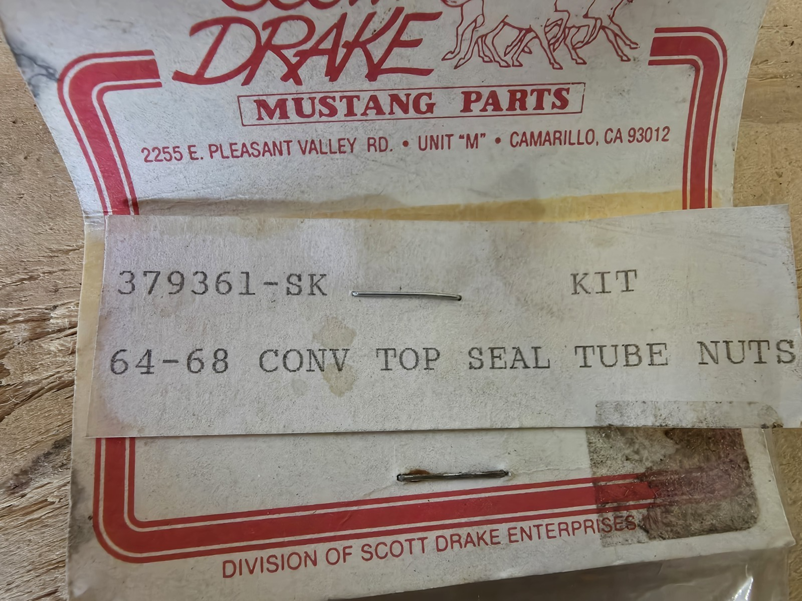 Convertible Top Seal Nut SCOTT DRAKE 379361-SK fits 64-68 Ford Mustang ...