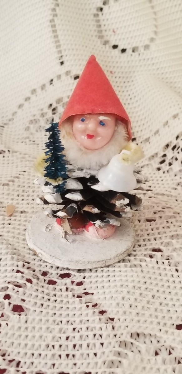 Pine Cone Elves Martha Stewart Christmas, Antique Little Man With Knit