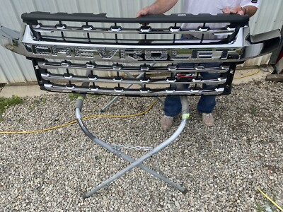 2020 2021 2022 Chevrolet Silverado 2500 HD LTZ Front Grille w Camera ...