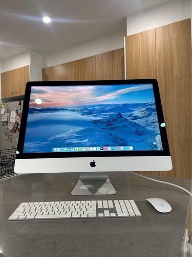 Custom Build by Apple 27 inch iMac 3.6GHz i9 10 Core, 32GB RAM, 16GB ...