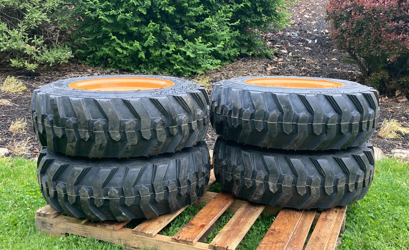 4 NEW 10-16.5 Skid Steer Tires & Rims for Case 1840, 1838 & others(6 ...