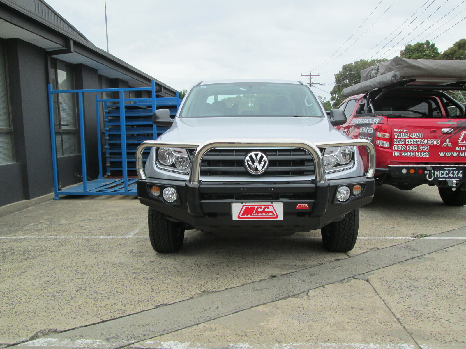 MCC FALCON STAINLESS TRIPLE LOOP BAR W/UBP & FOGS TO SUIT VOLKSWAGEN ...