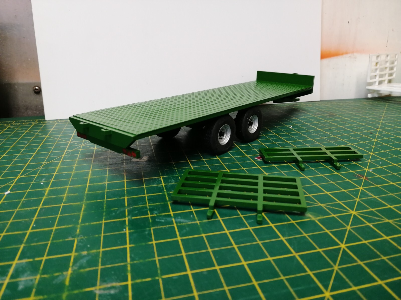1:32 Bailey 26ft Bale Trailer Model Kit Britains Siku Tractor Farm UH ...