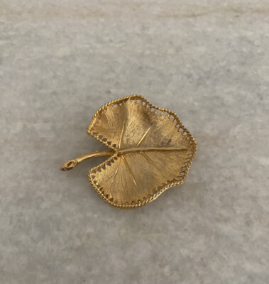 Beautiful Vintage BSK Brushed Gold Leaf Fern Plant Brooch Pin | eBay