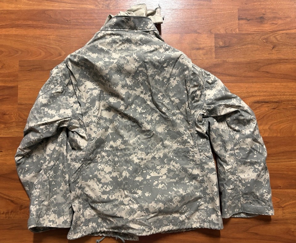 USGI M-65 Field Jacket Digital Camo ACU Cold Weather Army Coat Medium ...