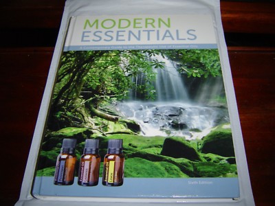 "LIKE NEW COND" MODERN ESSENTIALS ESSENTIAL OILS 6TH EDITION HARDCOVER ...