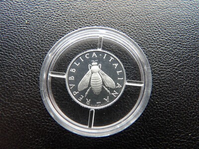 Italy (1861-Now) - Rare Honeybee Coin