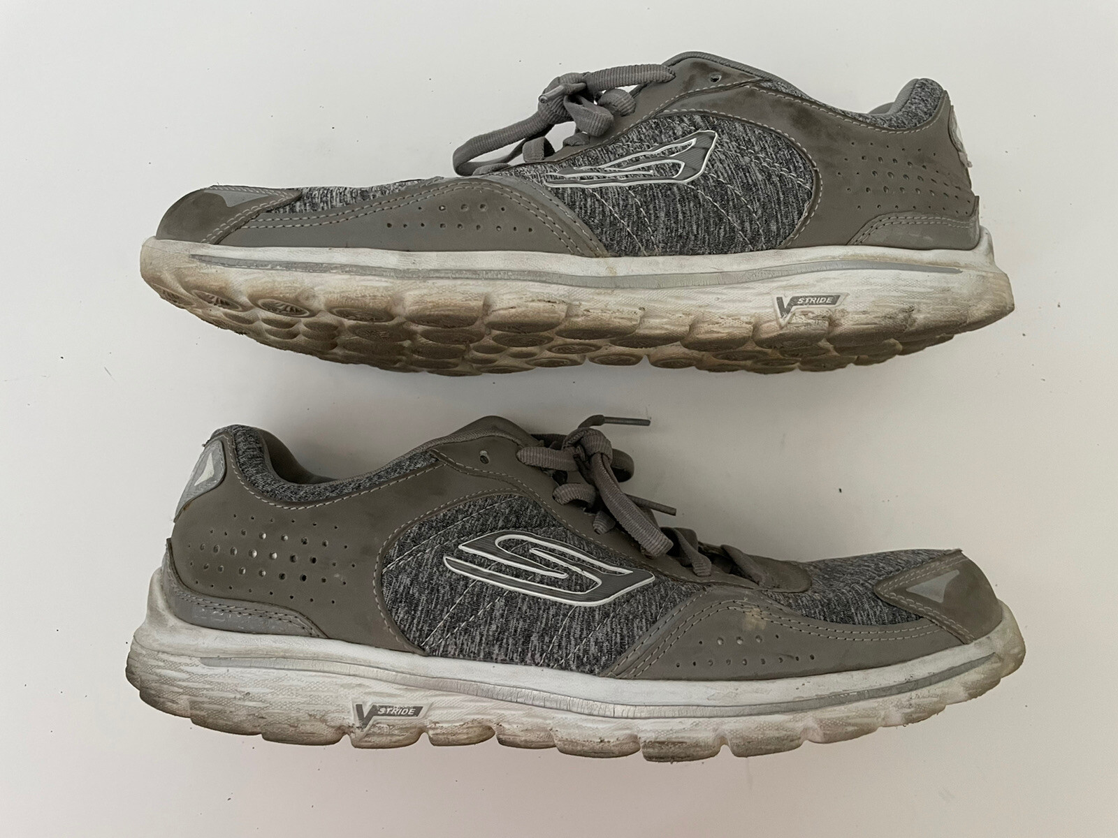 Skechers Gogo Mat Gray White Lace Up Women’s Athletic… - Gem