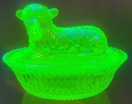 VTG Boyd Glass Yellow Canary Vaseline Lamb On Nest Candy Dish 5.5" Long ...