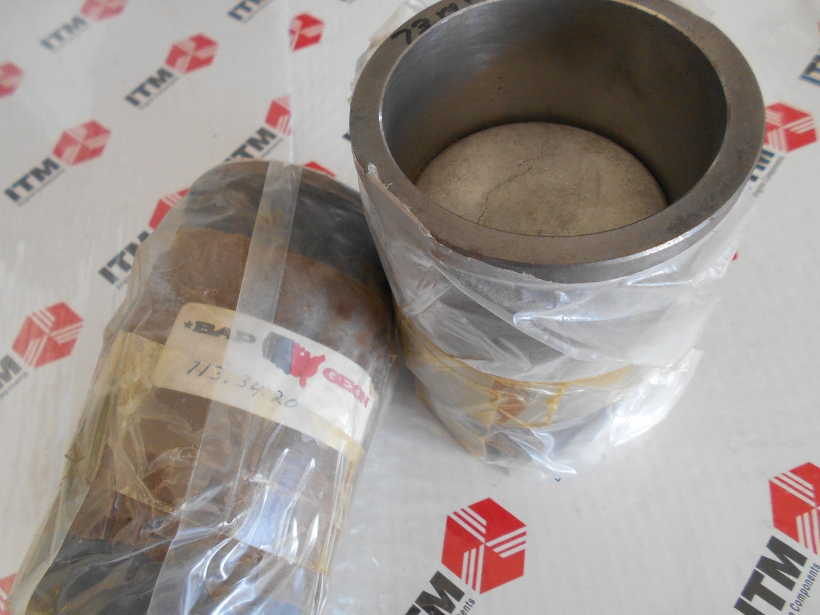 Renault R5 LeCar 76-79 - R10 70-73 R12 1300cc- Pistons & Cylinder with ...