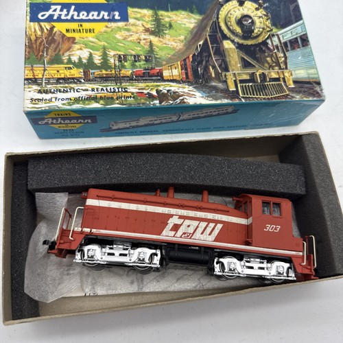 HO Scale Athearn, SW-1500 Locomotive TPW Tpow #303 Powered Locomotive ...