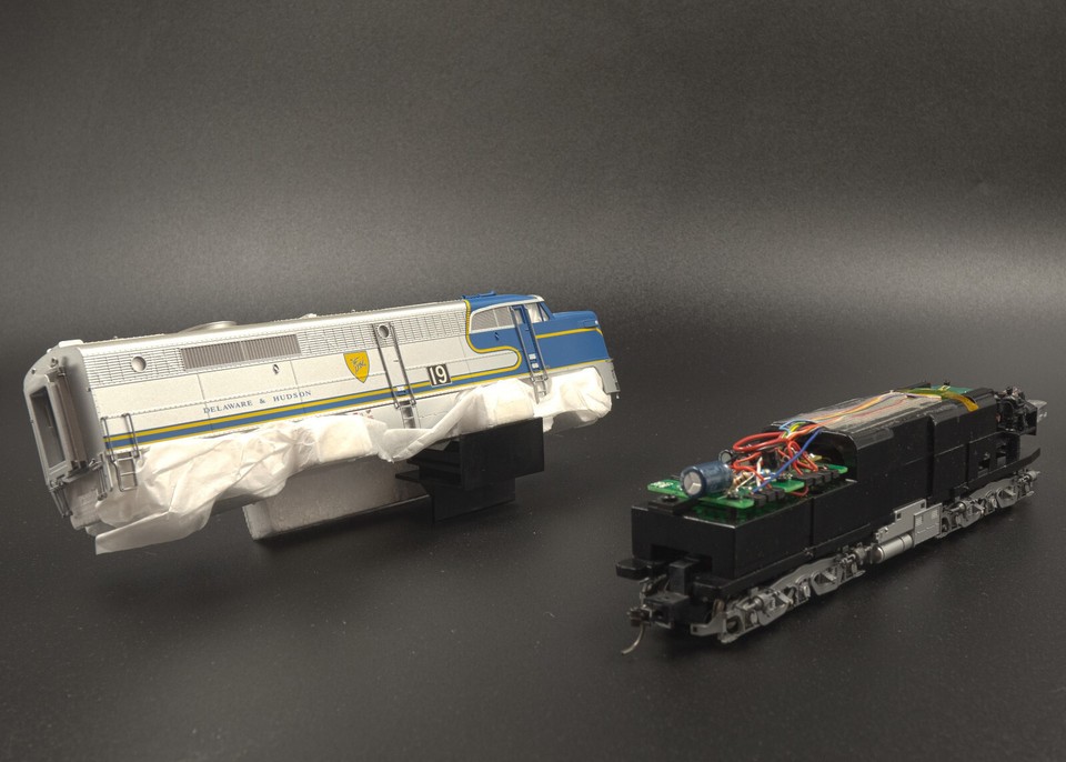 Walthers Proto 2000 PA Locomotive DELAWARE & HUDSON #19 w/TCS DCC ...