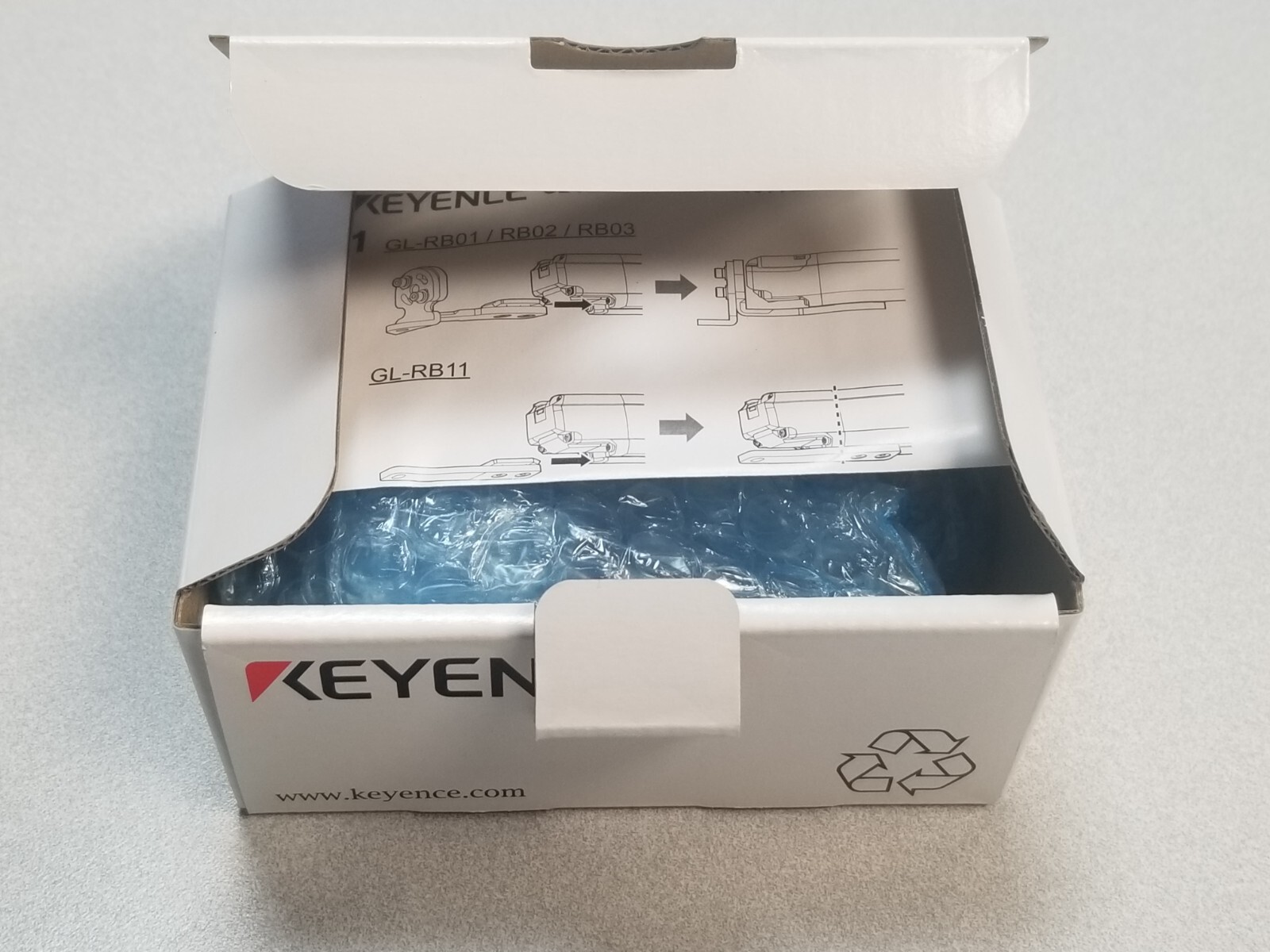 KEYENCE GL-RB01 - Adjustable angle mounting bracket for GL-R safety ...