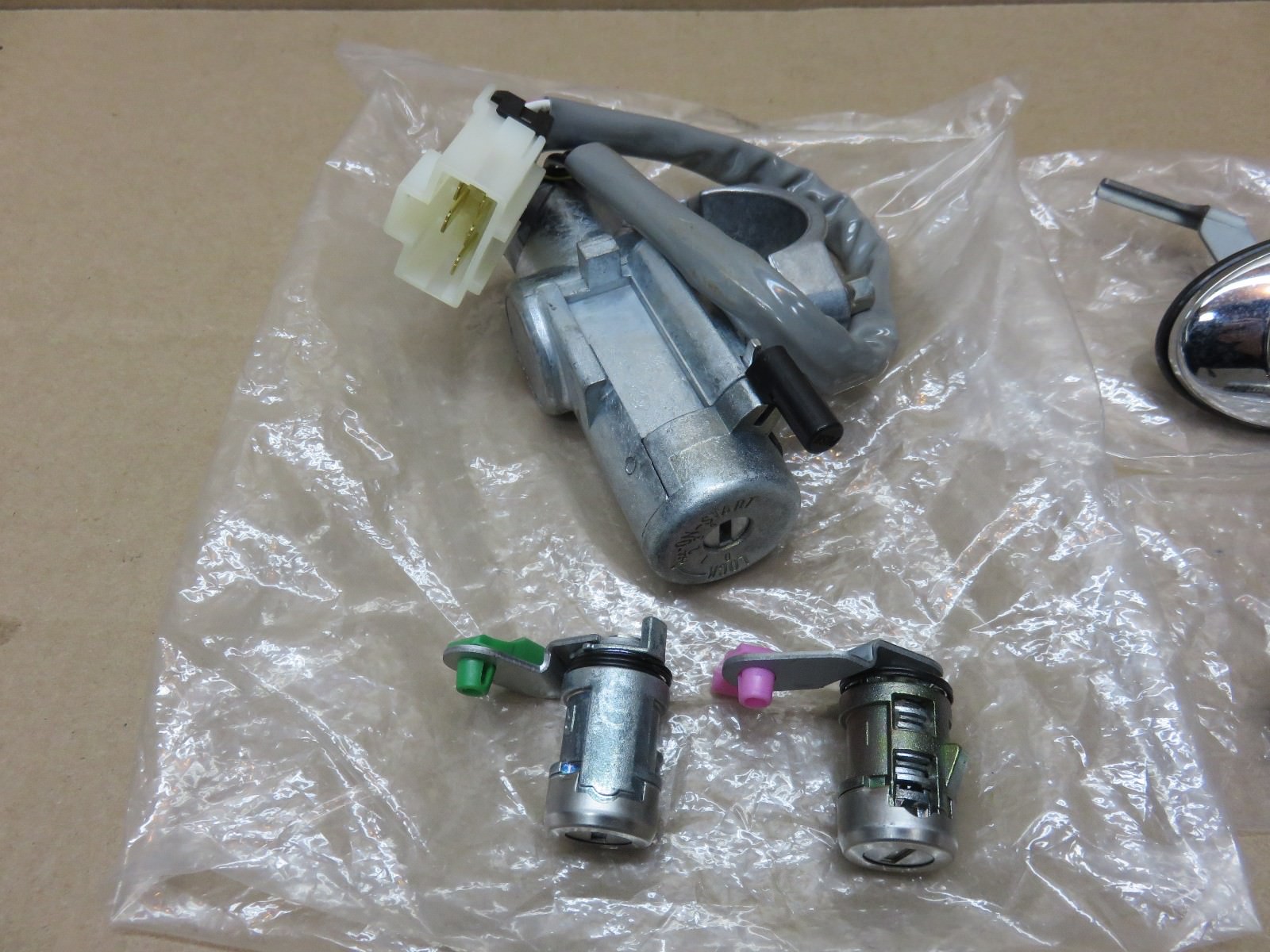 NEW RARE JDM NISSAN S13 SILVIA IGNITION, DOOR LOCKS,TRUNK LOCK key SET ...