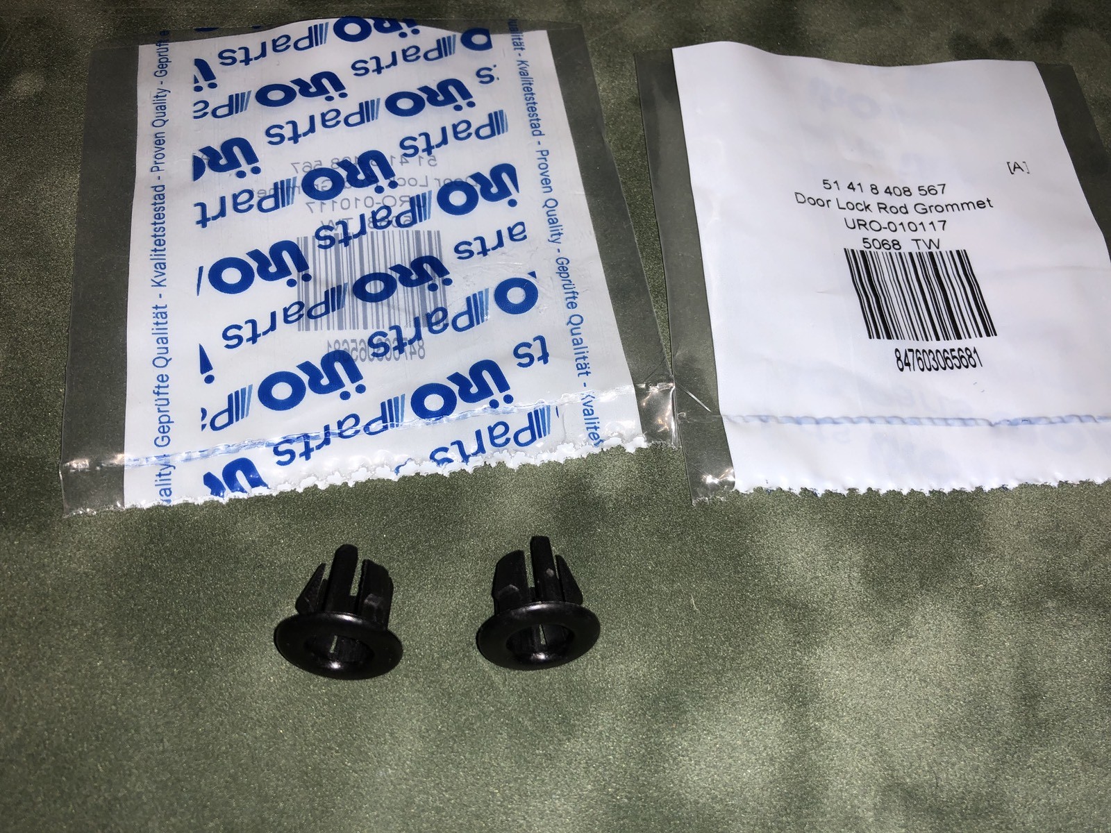 Door Lock Rod Cover Grommet SET (QTY 2) 00-06 BMW X5 51418408567 URO | eBay