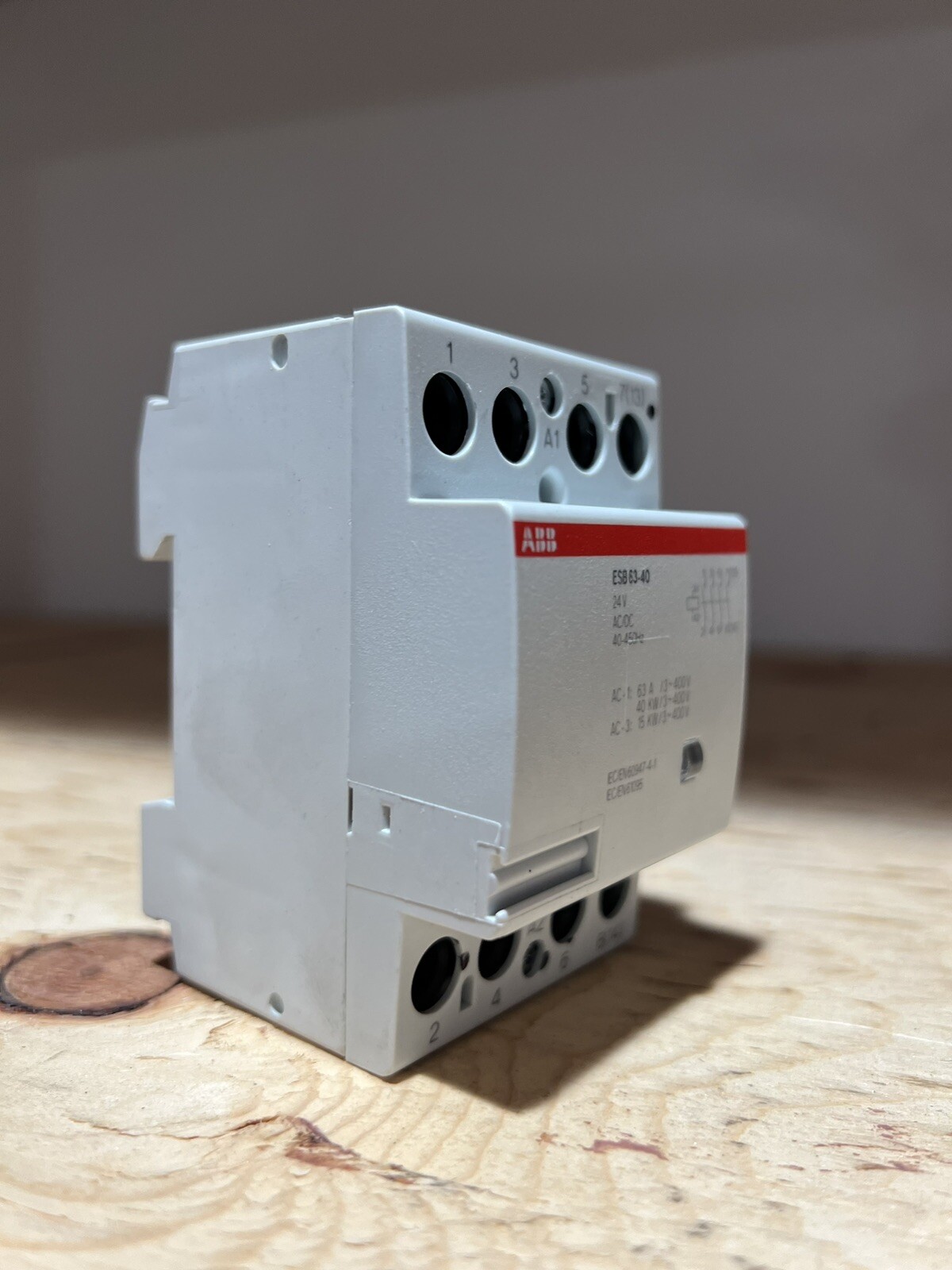 ABB ESB 63-40 CONTACTOR | eBay Australia