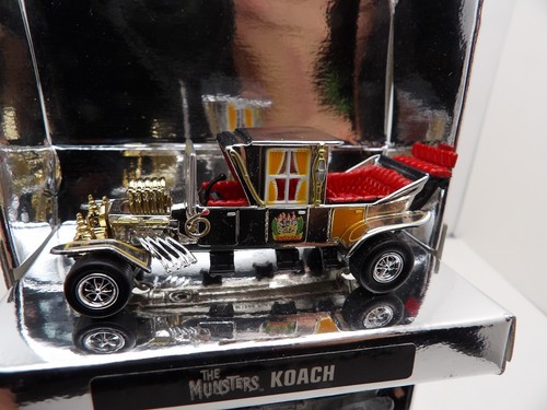 THE MUNSTERS KOACH 1999 JOHNNY LIGHTNING FRIGHTNING LIGHTNINGS 1:64 DIE ...