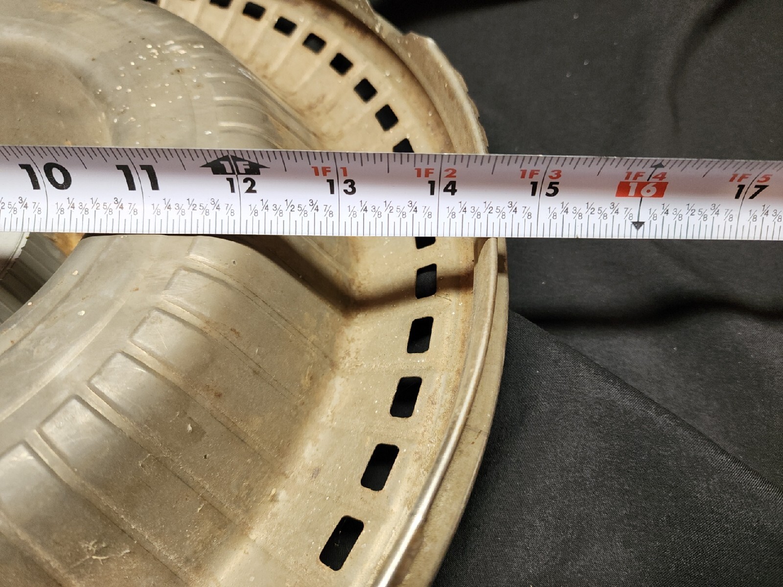 Vintage 1965 Buick Riviera LeSabre Electra Wildcat 15" Hubcaps | eBay