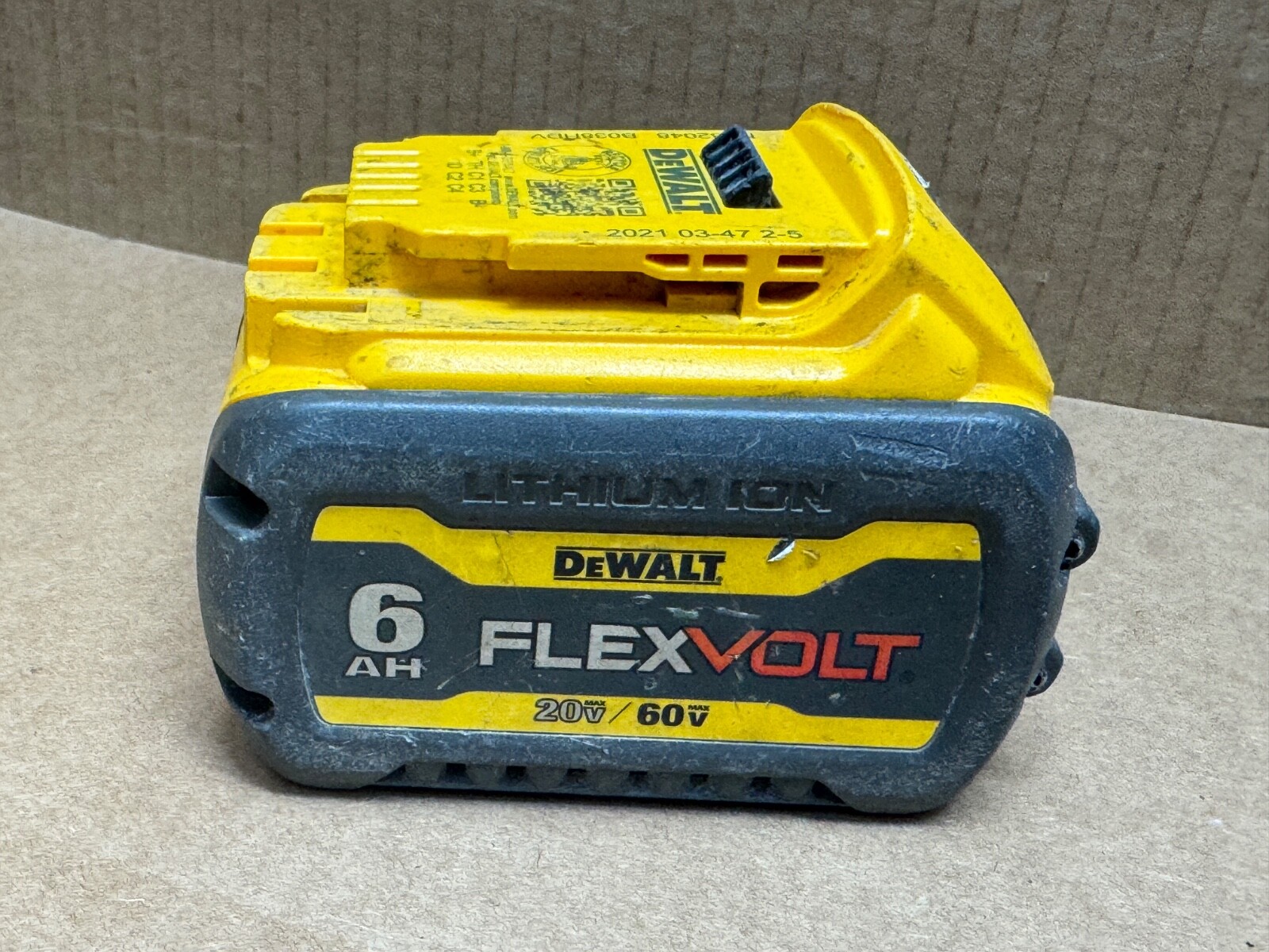 GENUINE DEWALT [DCB606] FLEXVOLT 20V / 60V MAX 6Ah BATTERY - [POOR ...