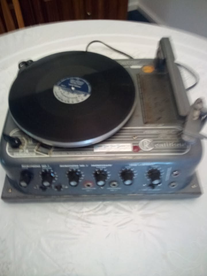 1950's Vintage Califone record player/ PA system 6L6 Tubes works Tube ...