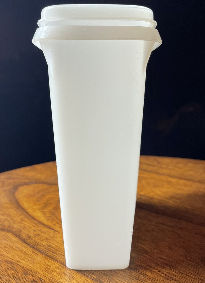 Tupperware Store N' Pour Cereal Container 4 Cup 499 w Flip Lid Vintage ...