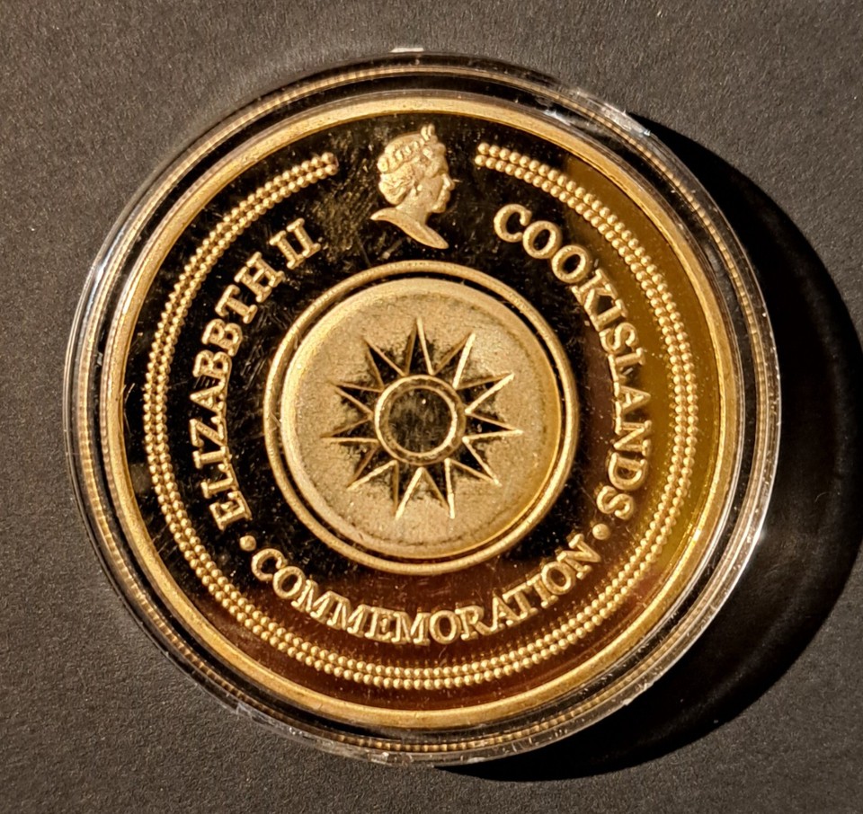 Medal Cook Islands Commemoration Elizabeth II Marilyn Monroe Coin | eBay