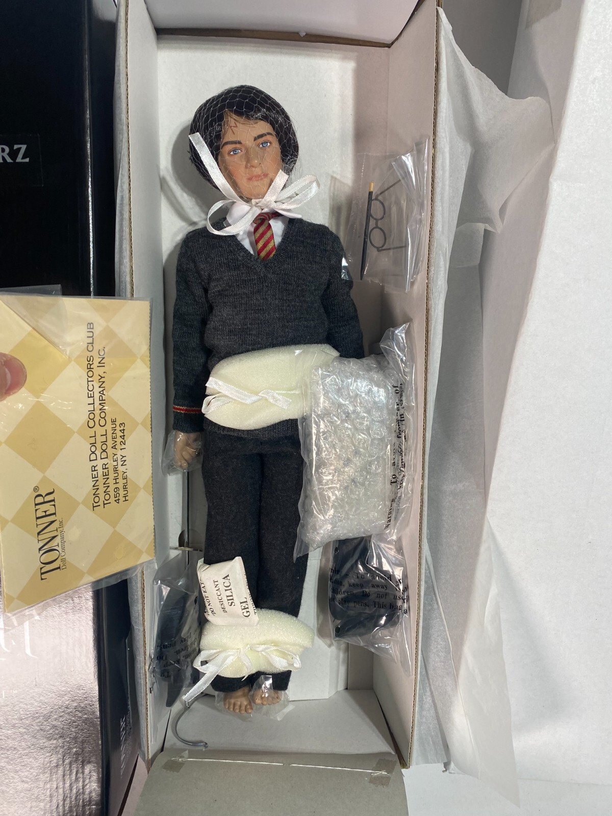 Fao Schwarz Special Edition Harry Potter & The Goblet of Fire Tonner ...