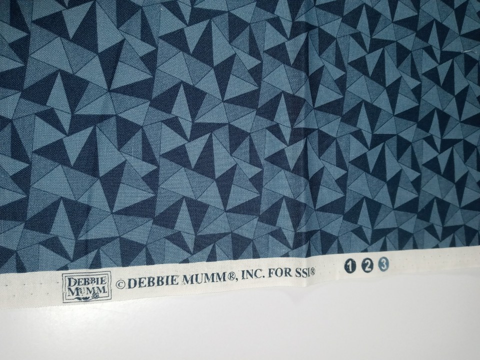 Debbie Mumm for SSI Fabrics Blue/Dark Blue Triangle Print 23" x 44" | eBay