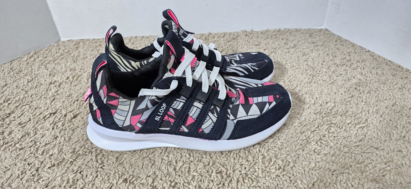PRE-OWNED ADIDAS SL LOOP RUNNER WOMEN SIZE 9 BLACK WHITE PINK RUNNING | eBay