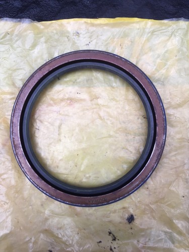 Caterpillar Nos Oem Lip Seal 2D-8540. Cat Original Part 2d8540. | eBay