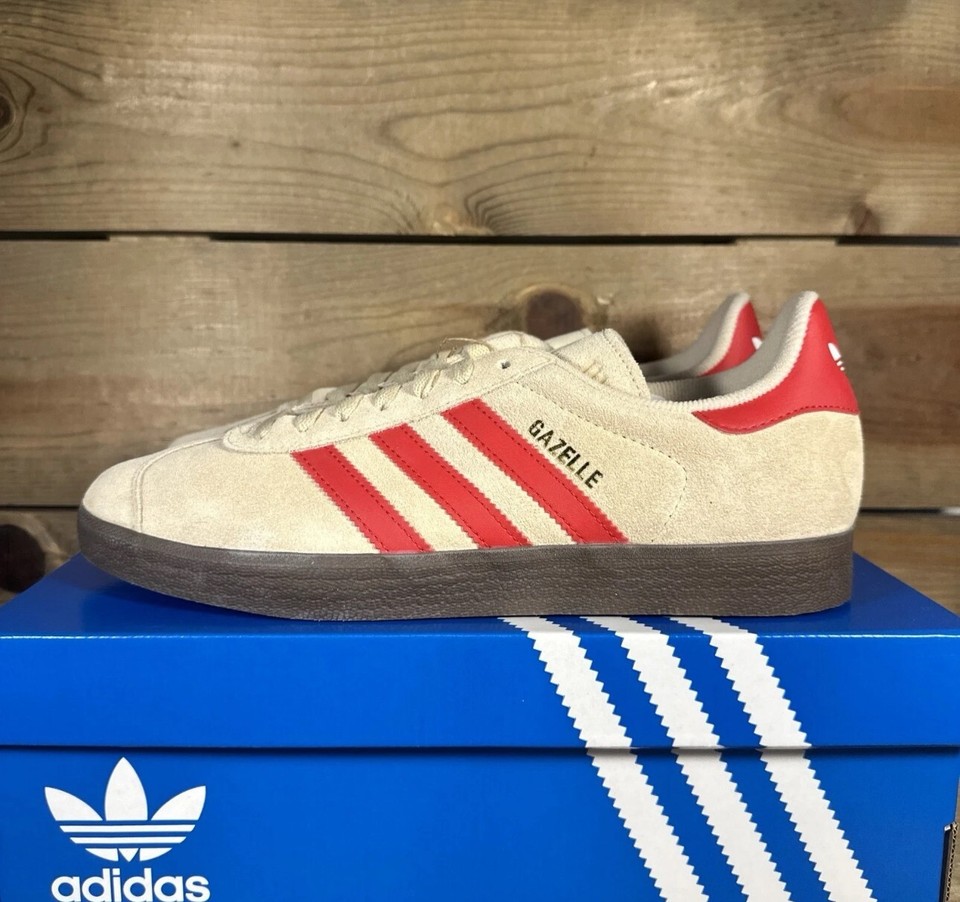 NEW Mens Adidas Gazelle "Sand Strata Scarlet" Low Top Casual Sneakers ...