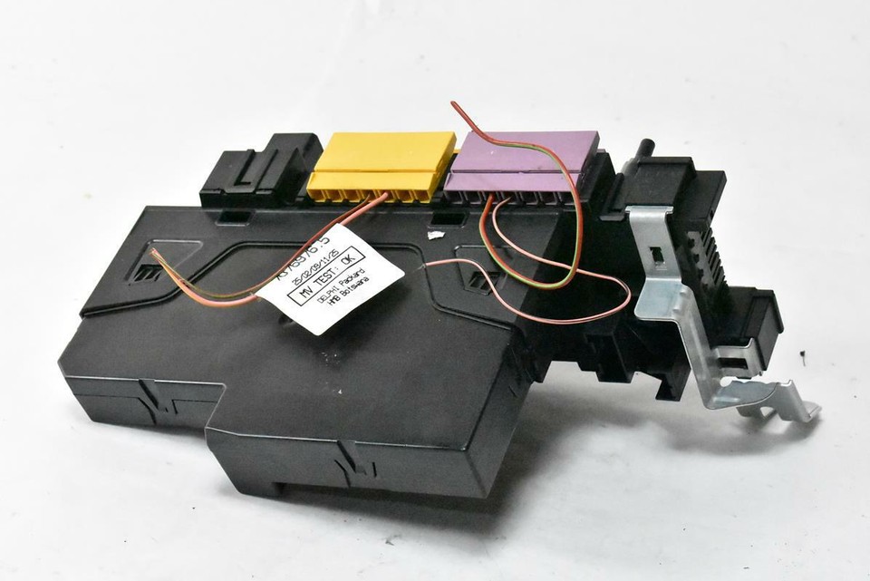 2008-2014 MERCEDES-BENZ C300 CONTROL FUSE BOX MODULE K7675 | eBay