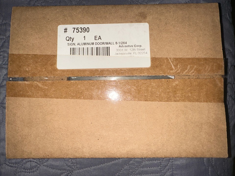 Advantus People Pointer Wall/Door Sign 8.5 x 4 Inches with Plastic ...