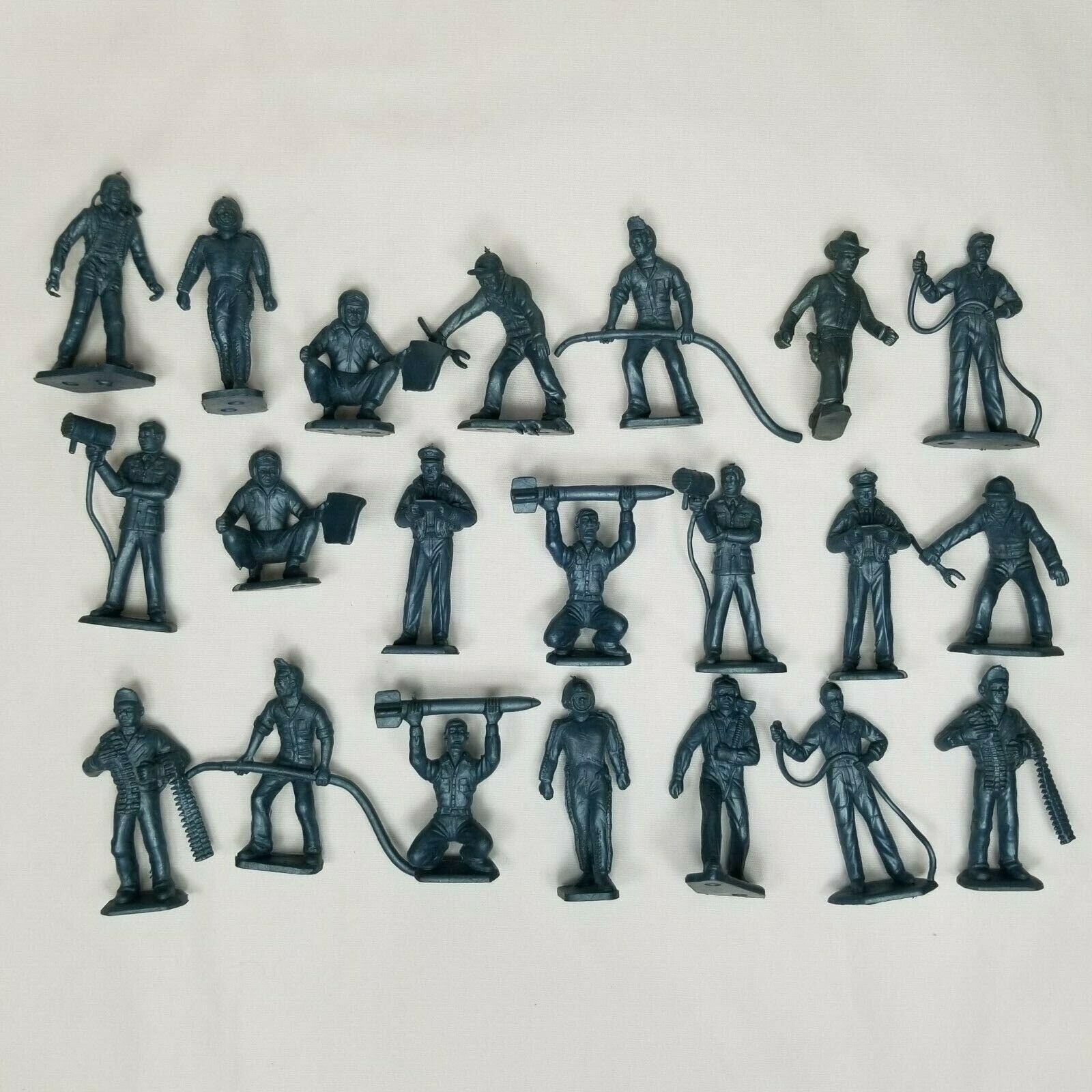 Vintage Model Train Railroad O Scale Figures Blue Color Lot of 21 ...