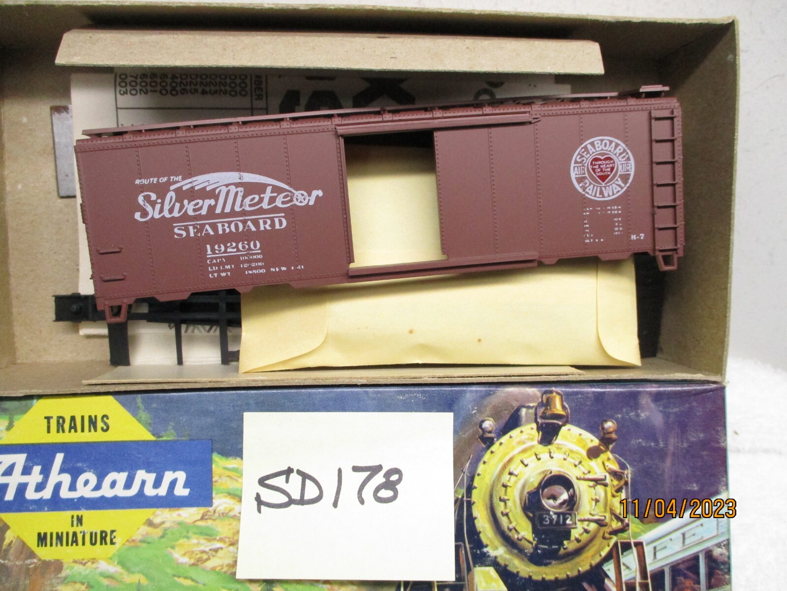 Athearn 5004 40' SD Boxcar Kit Seaboard 19260 "SILVER METEOR" DS178 | eBay