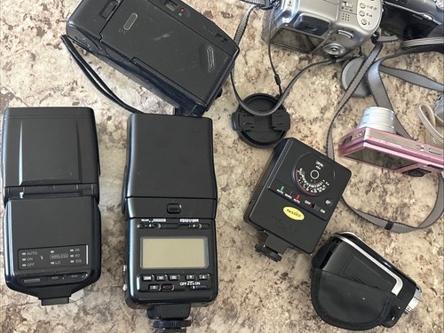 Lot Of 26 Digital/Film Cameras Flashes Canon Nikon Fuji For Parts ...